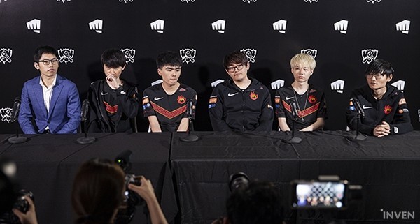 2019 LOL WCS FunPlus Phoenix 準々決勝後 合同インタビュー 翻訳｜Nouvellev4gue